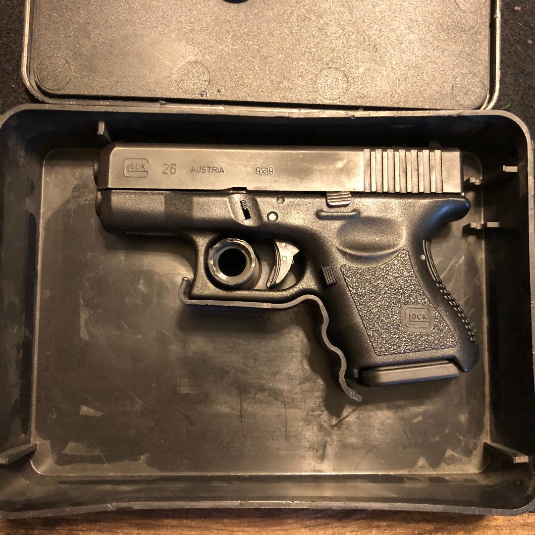 I Can’t Make Up My Mind – A Brief History of Glock Firearms Aimed at ...