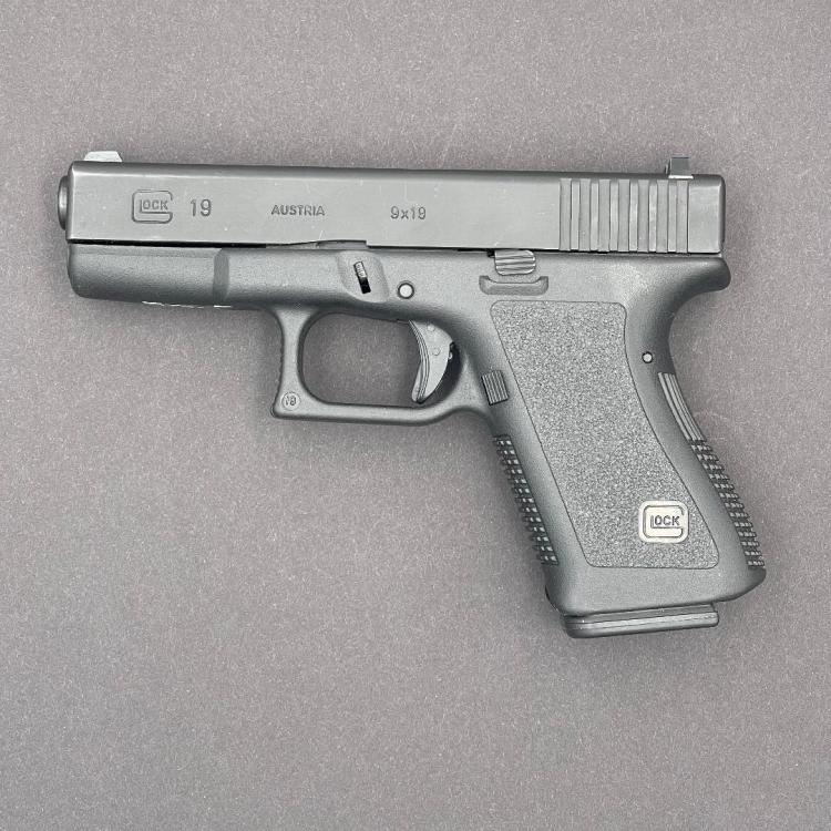 The Original Glock Commemorative – A Brief History of Glock Firearms ...
