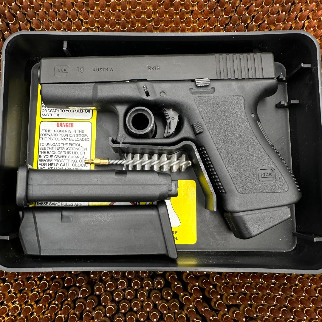 Mag Variations – A Brief History of Glock Firearms Aimed at Collectors